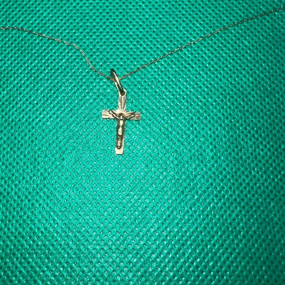 Jewelry | New Vintage Y2k 14k Gold Jesus Christ On Cross Necklace ...
